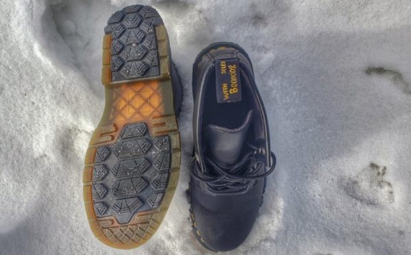 Top 10 Best Snow Boot Brands To Keep Your Feet Warm | Chooze Shoes
