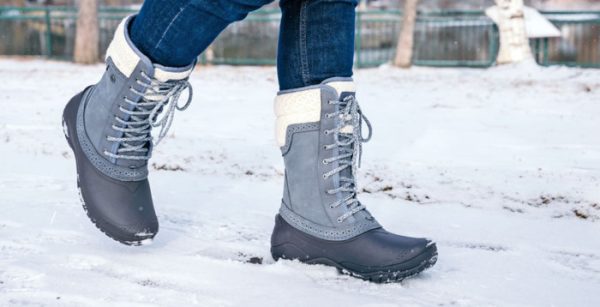 Top 10 Best Snow Boot Brands To Keep Your Feet Warm | Chooze Shoes