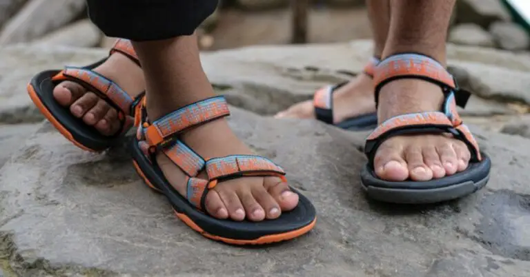Do Tevas Run Big, Small Or True To Size? Teva Sizing Chart | Chooze Shoes