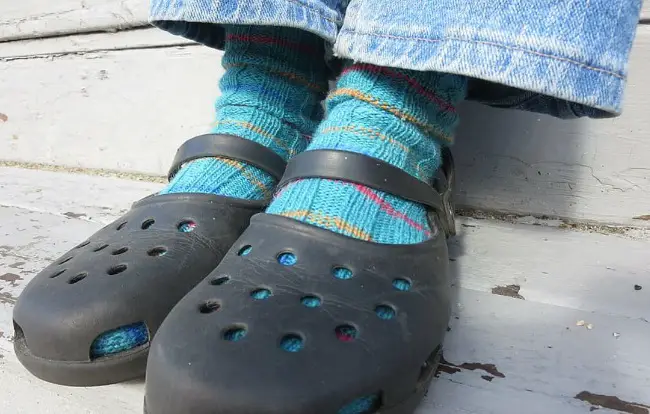 Do You Wear Socks with Crocs? | Chooze Shoes