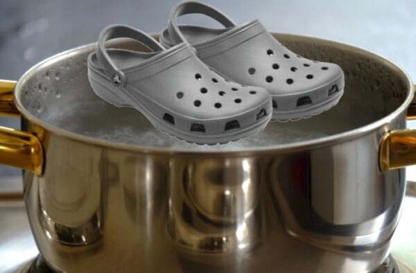 Do Crocs Stretch With Time? | Chooze Shoes