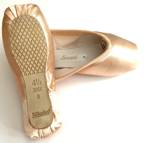 10 Famous Pointe Shoe Brands For Your Perfect En-point | Chooze Shoes